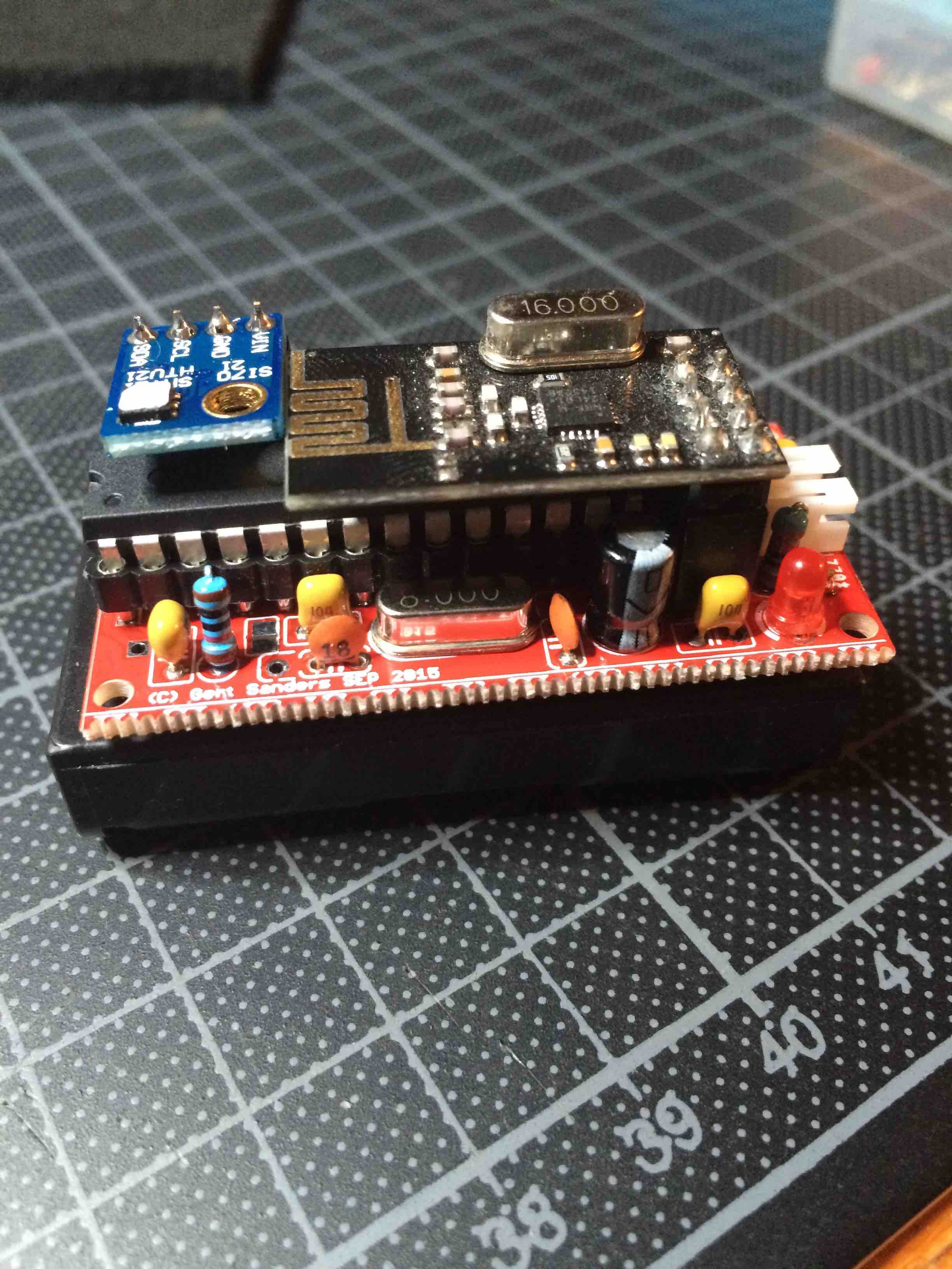 Battery based atmega328p sensor (no SMD) | OpenHardware.io - Enables Open Source Hardware Innovation