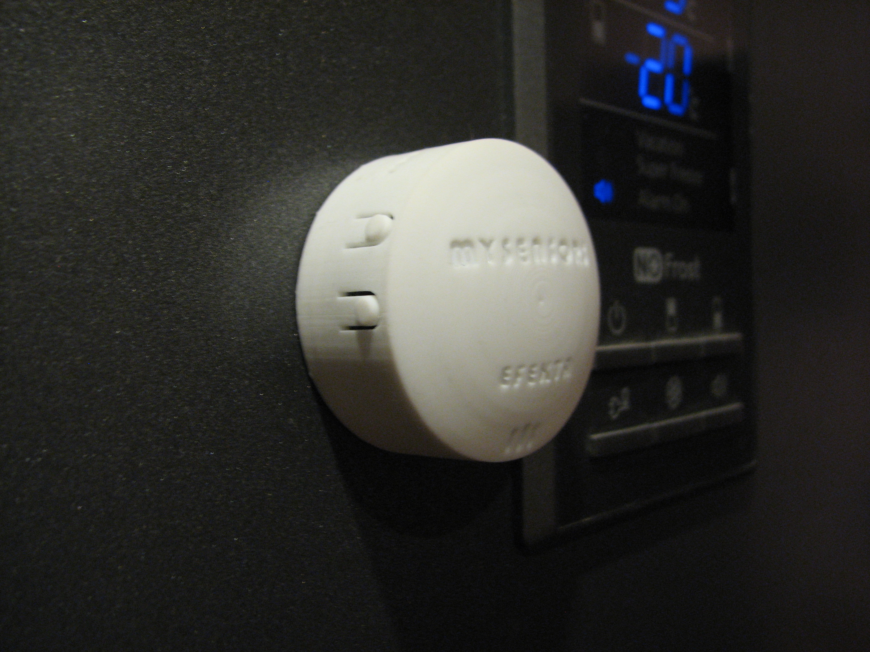 EFEKTA Temperature & Humidity mini sensor | OpenHardware.io - Enables ...