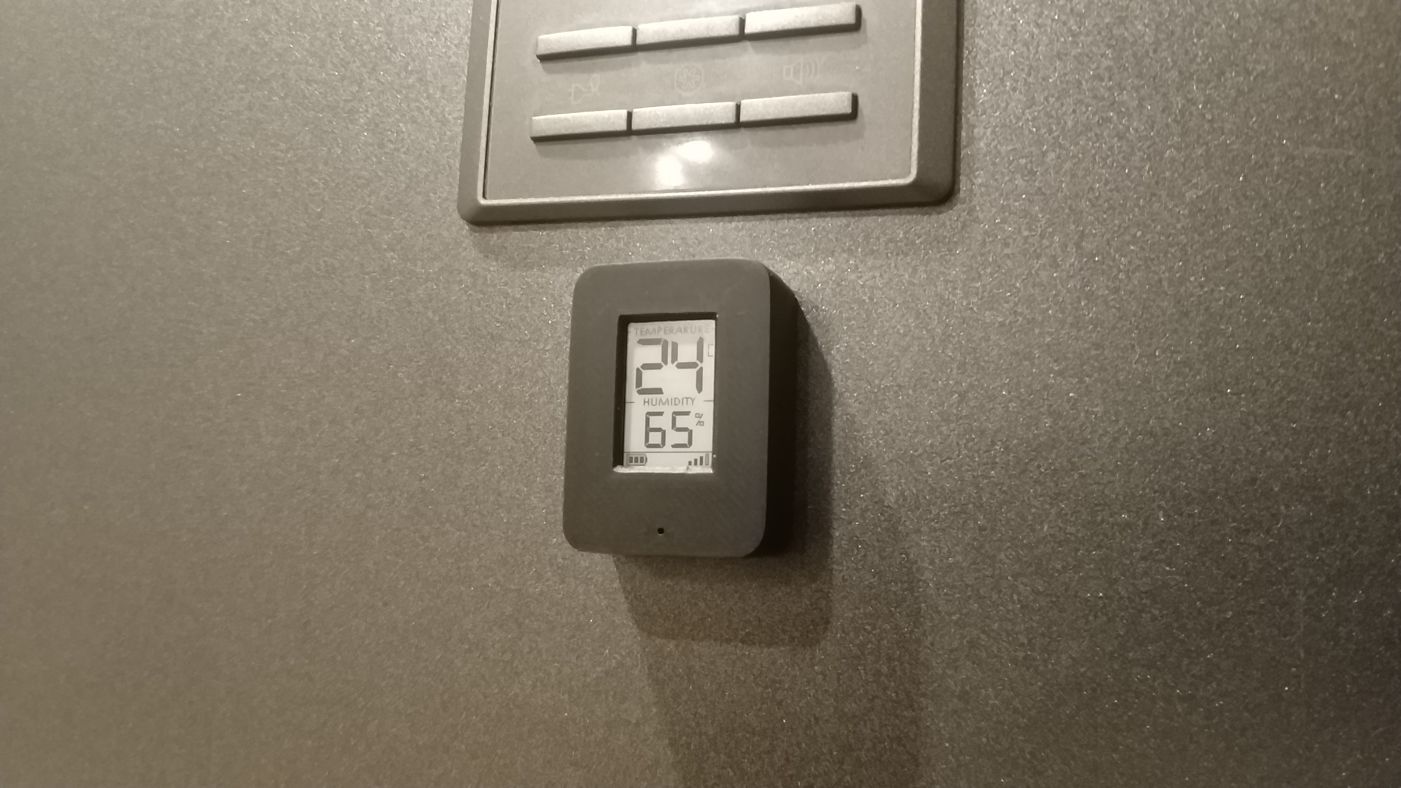 Mini temperature and humidity sensor with e-ink 1.02 Inch ...